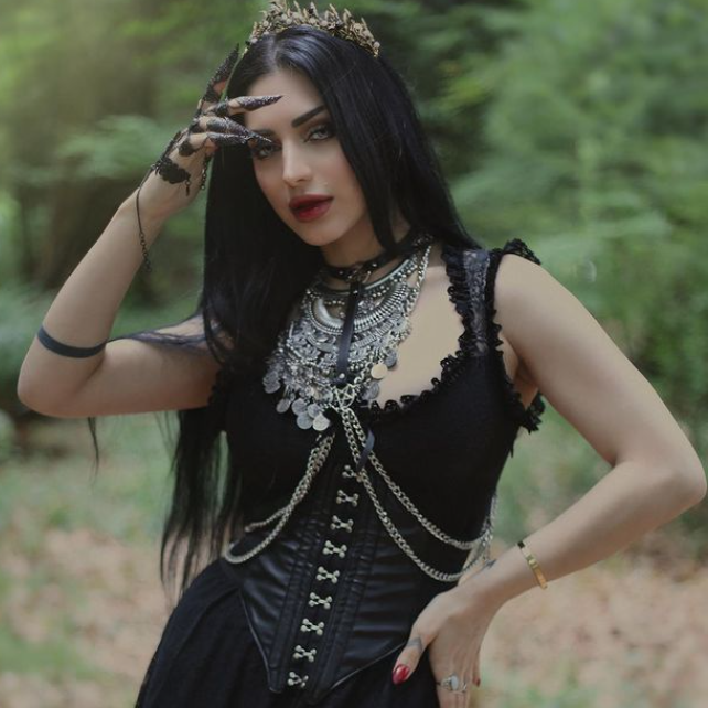 Summer Goth Tips – Venus & Mars Clothing