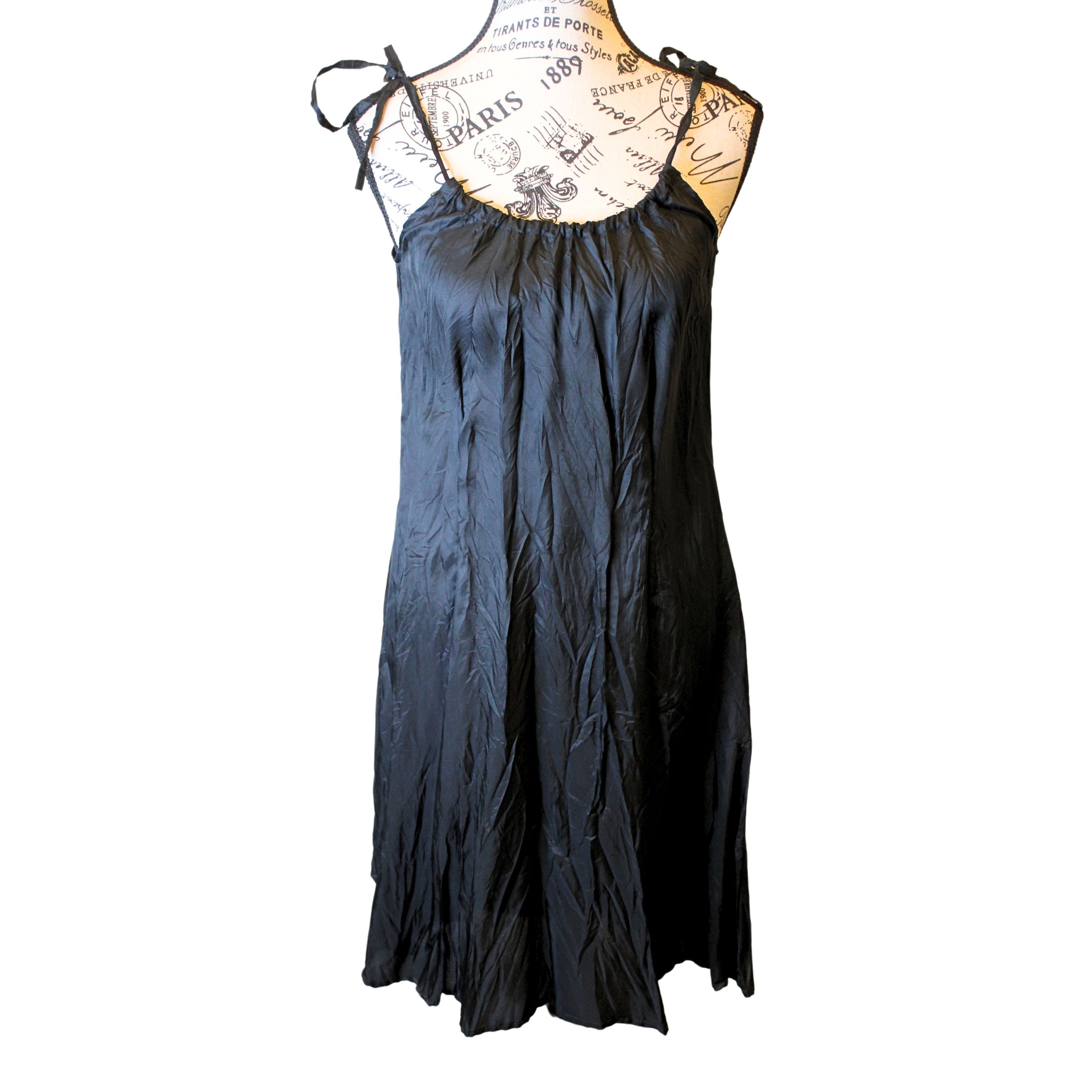 The VM Slip Dress – Venus & Mars Clothing