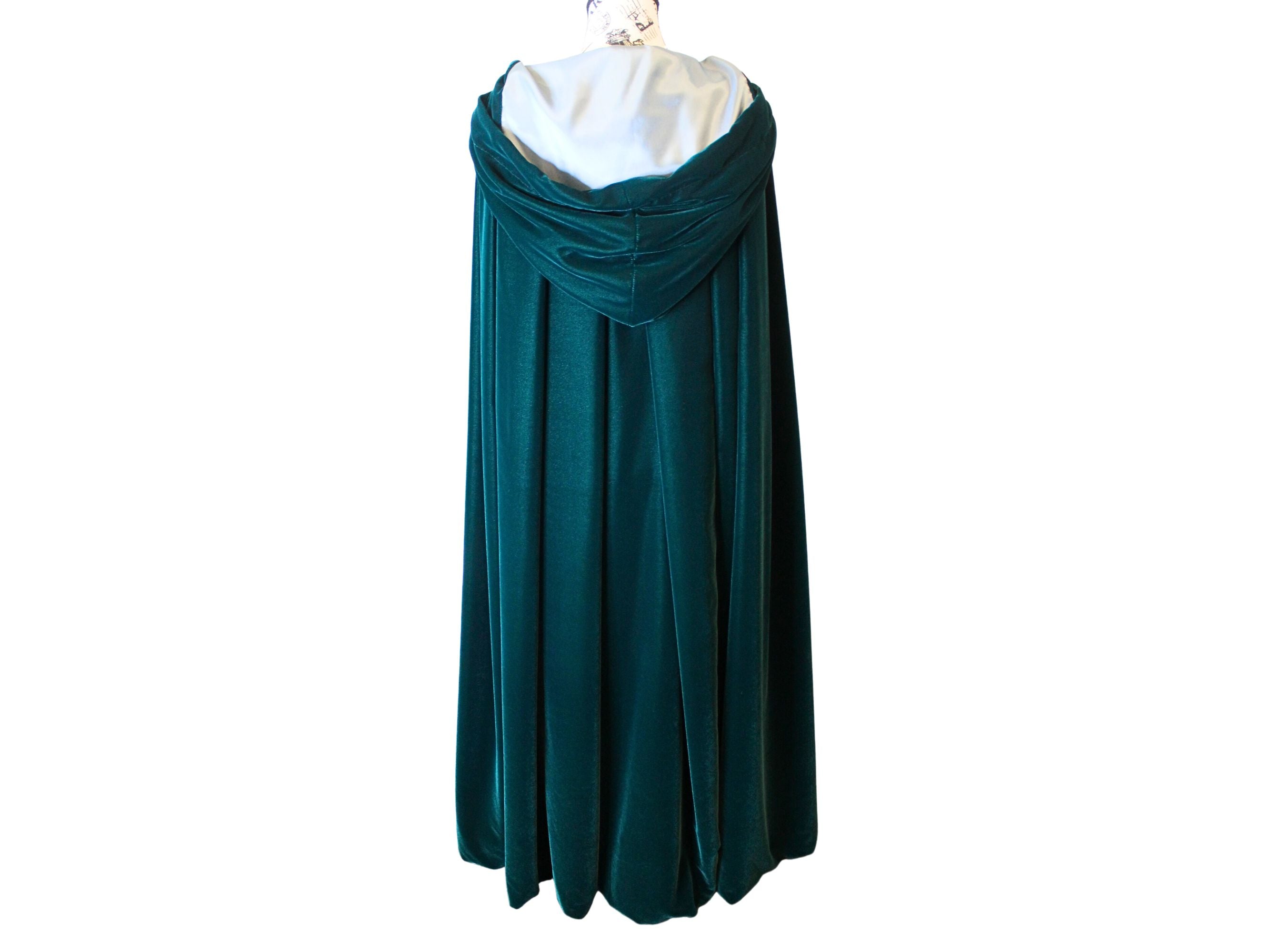 The VM Velvet Lined Cloak – Venus & Mars Clothing