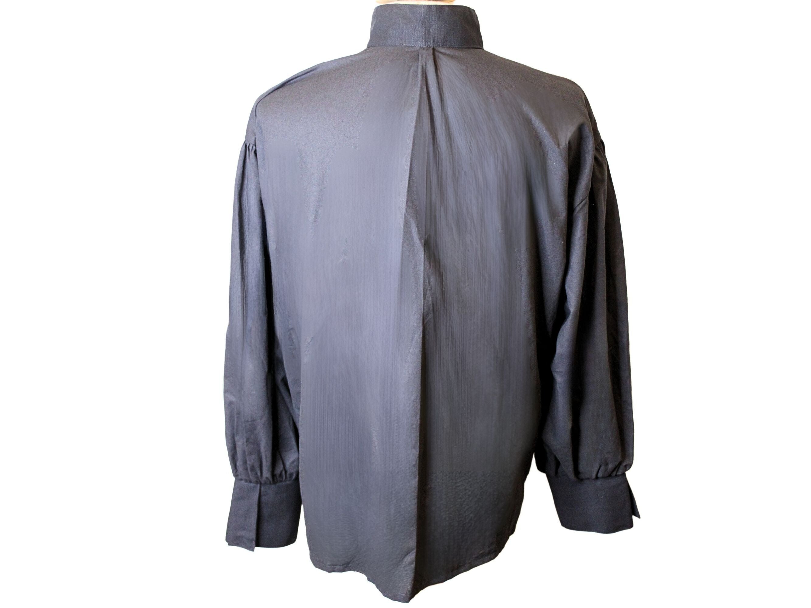 The VM Open Poet Shirt – Venus & Mars Clothing